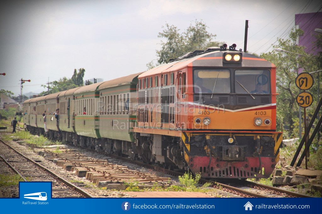 Ordinary 452 from Yala to Hat Yai by Train • Around the Malay ...