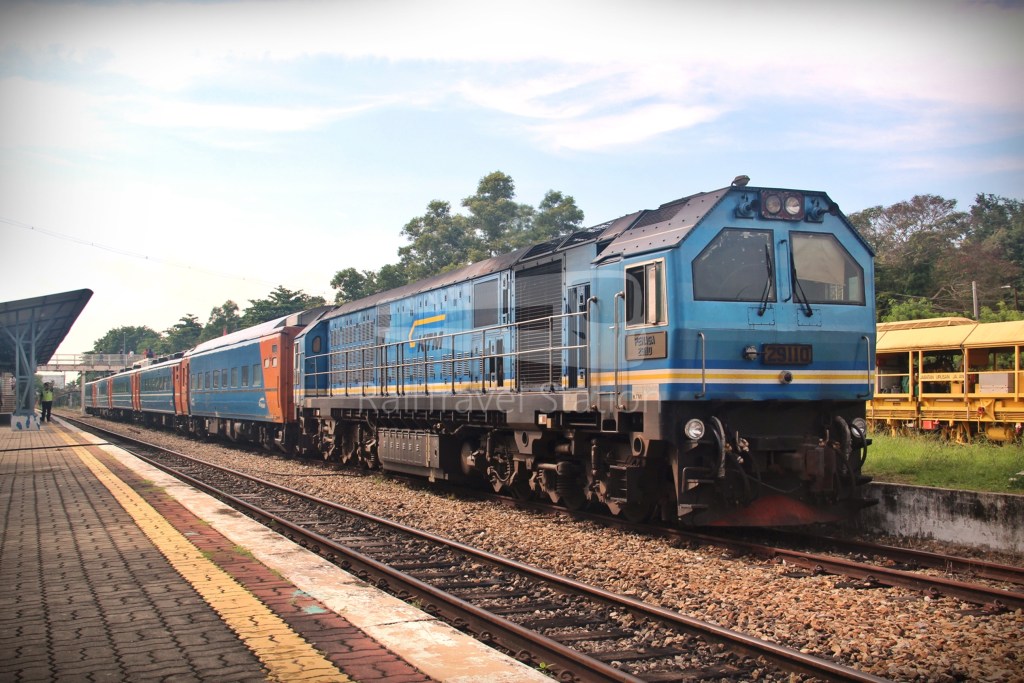 KTM 29 Class Locomotive • RailTravel Station