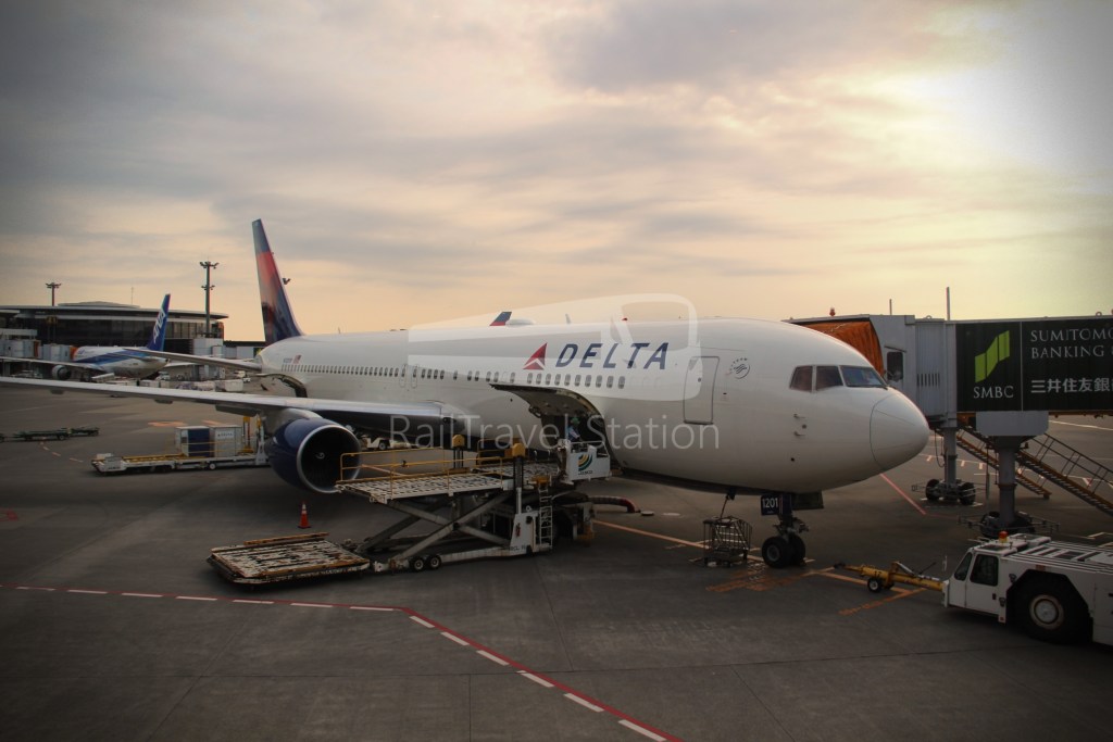 Flight Review: Delta Air Lines DL169 from Tokyo-Narita to Singapore by ...