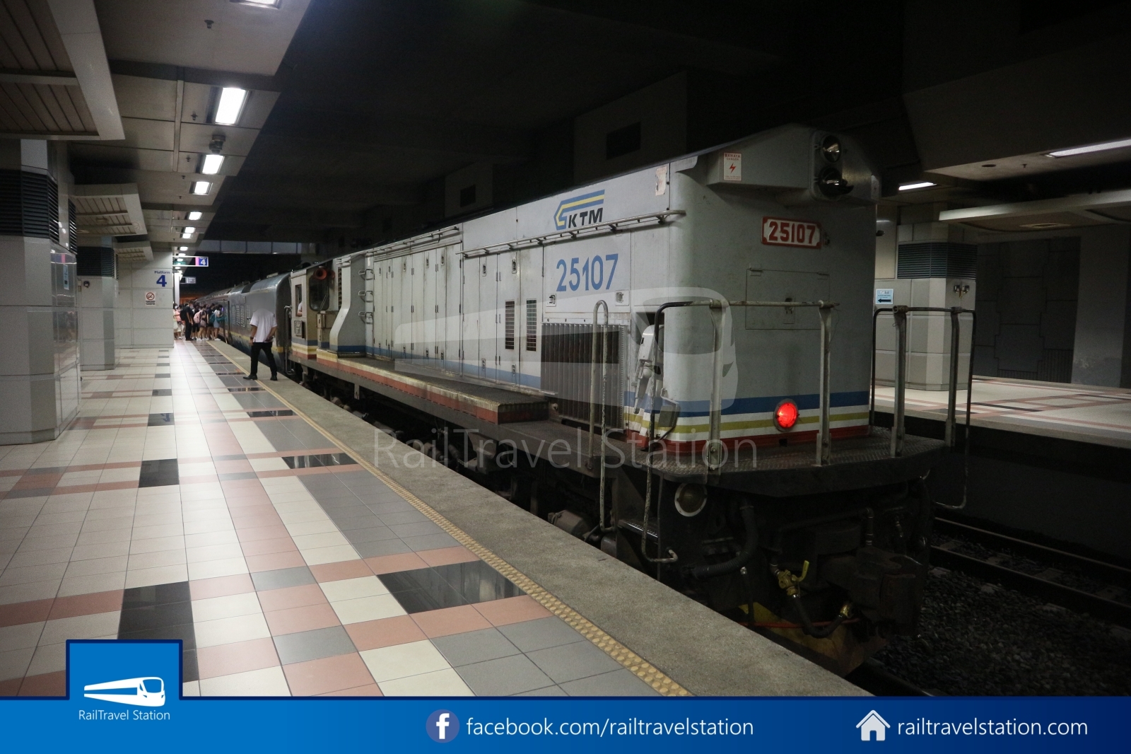 Shuttle Tebrau 93dn from JB Sentral to Woodlands CIQ by Train ...