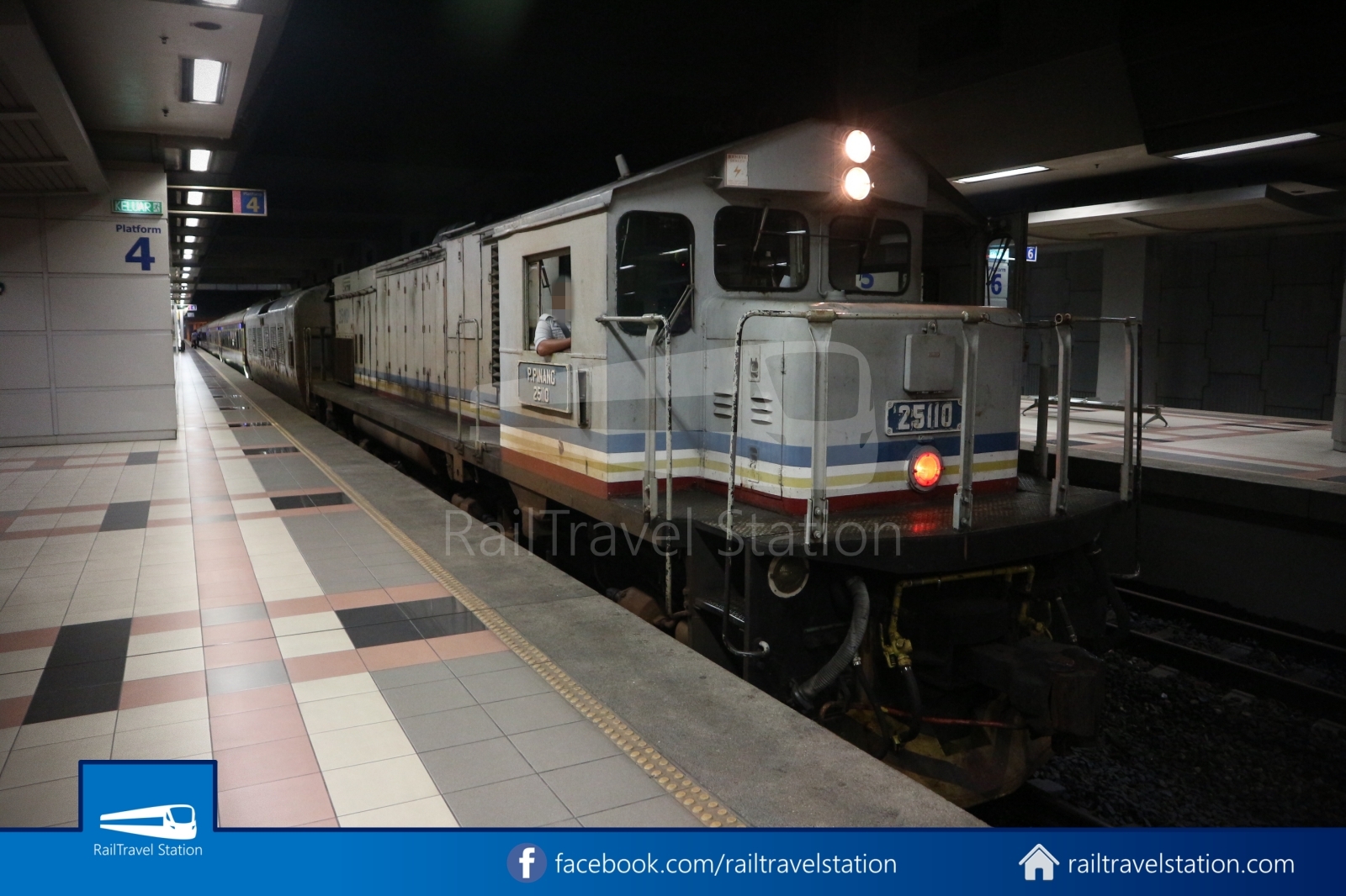 KTM Shuttle Tebrau 91dn from JB Sentral to Woodlands CIQ by Train ...